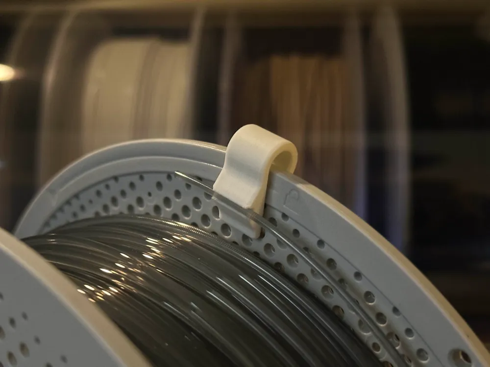 Universal Clip Filament V2 by Vixvvo3D - MakerWorld
