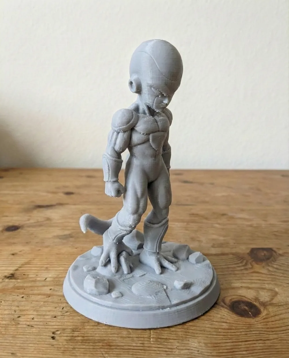 Frieza Miniature (Dragon Ball) - Free 3D Print Model - MakerWorld