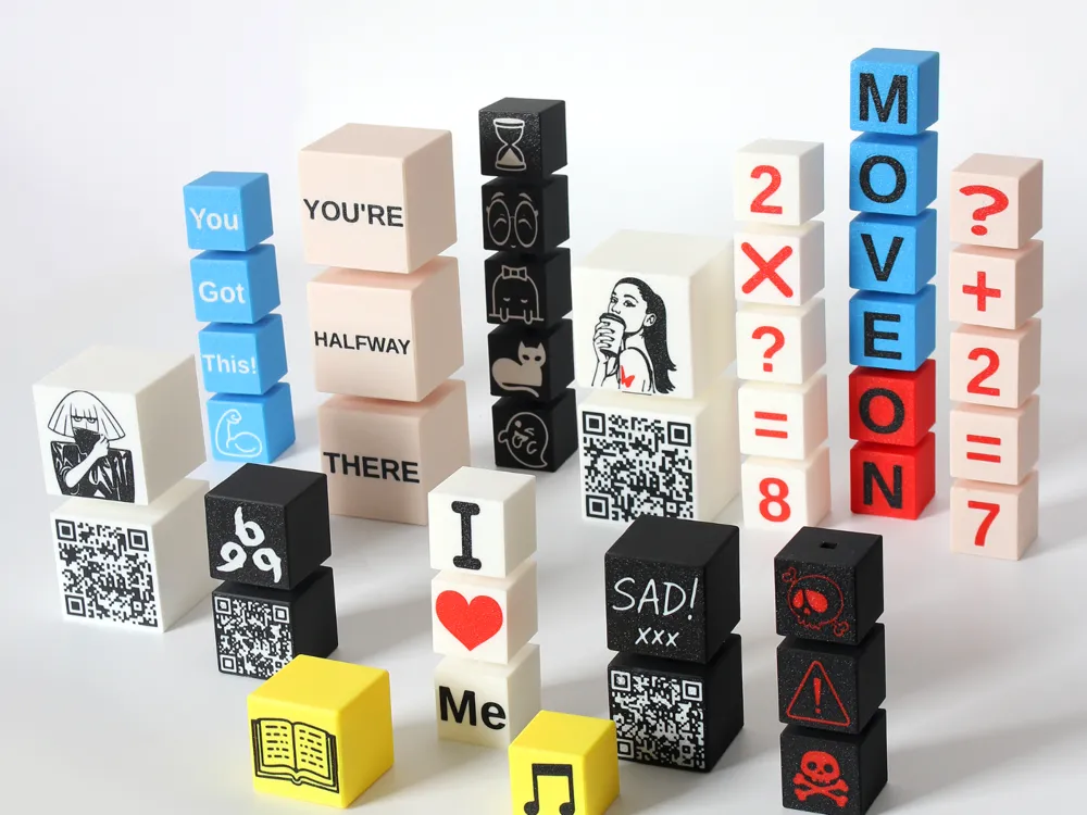 Floating Cubes Customizer - Free 3D Print Model - MakerWorld