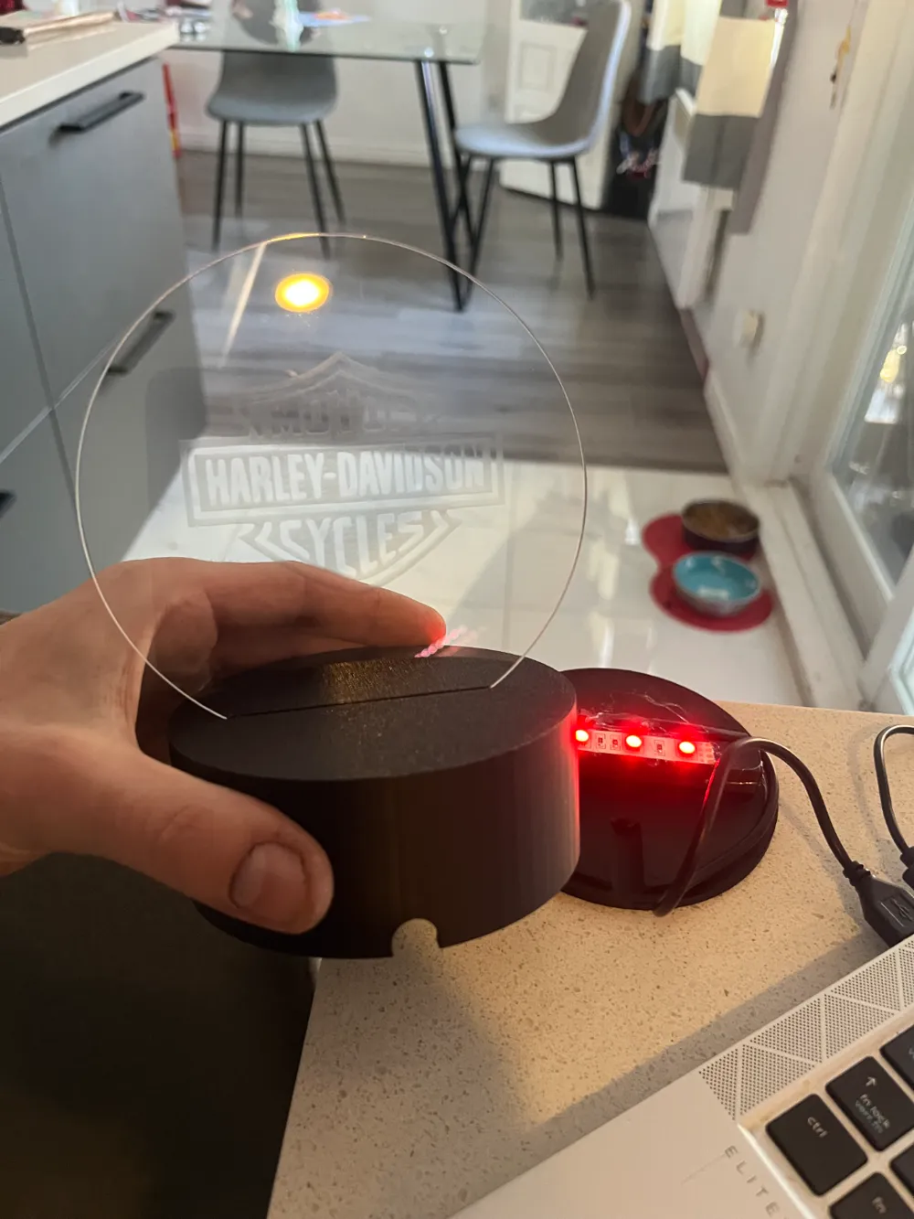 Acrylic panel LED Puck template by Tommy Gun - MakerWorld