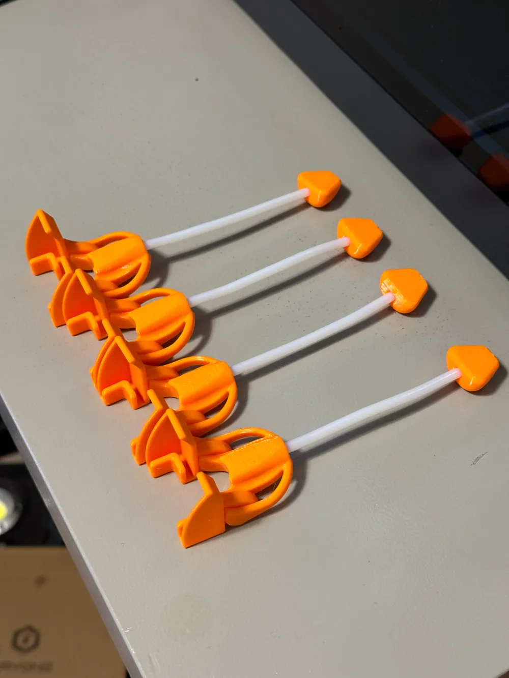 AMS saver V2.0 (hinged) by madizmo - MakerWorld