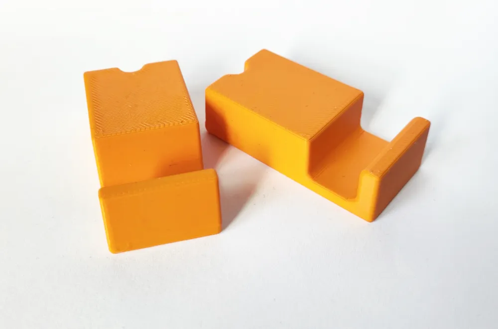 simple phone stand - keychain by oOmaXYmOo - MakerWorld