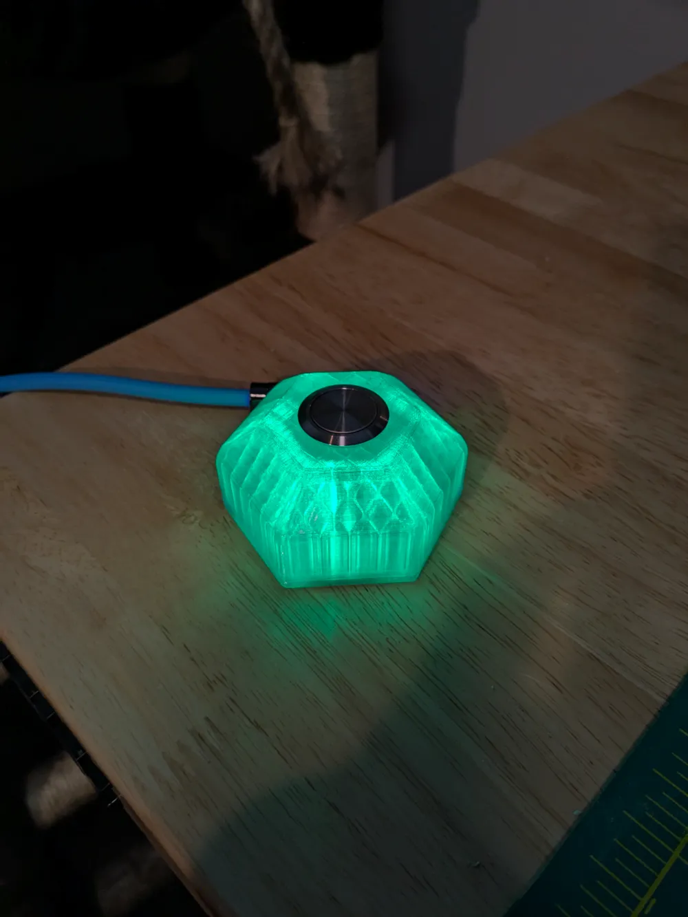 esp32-wroom-32d button box - Free 3D Print Model - MakerWorld