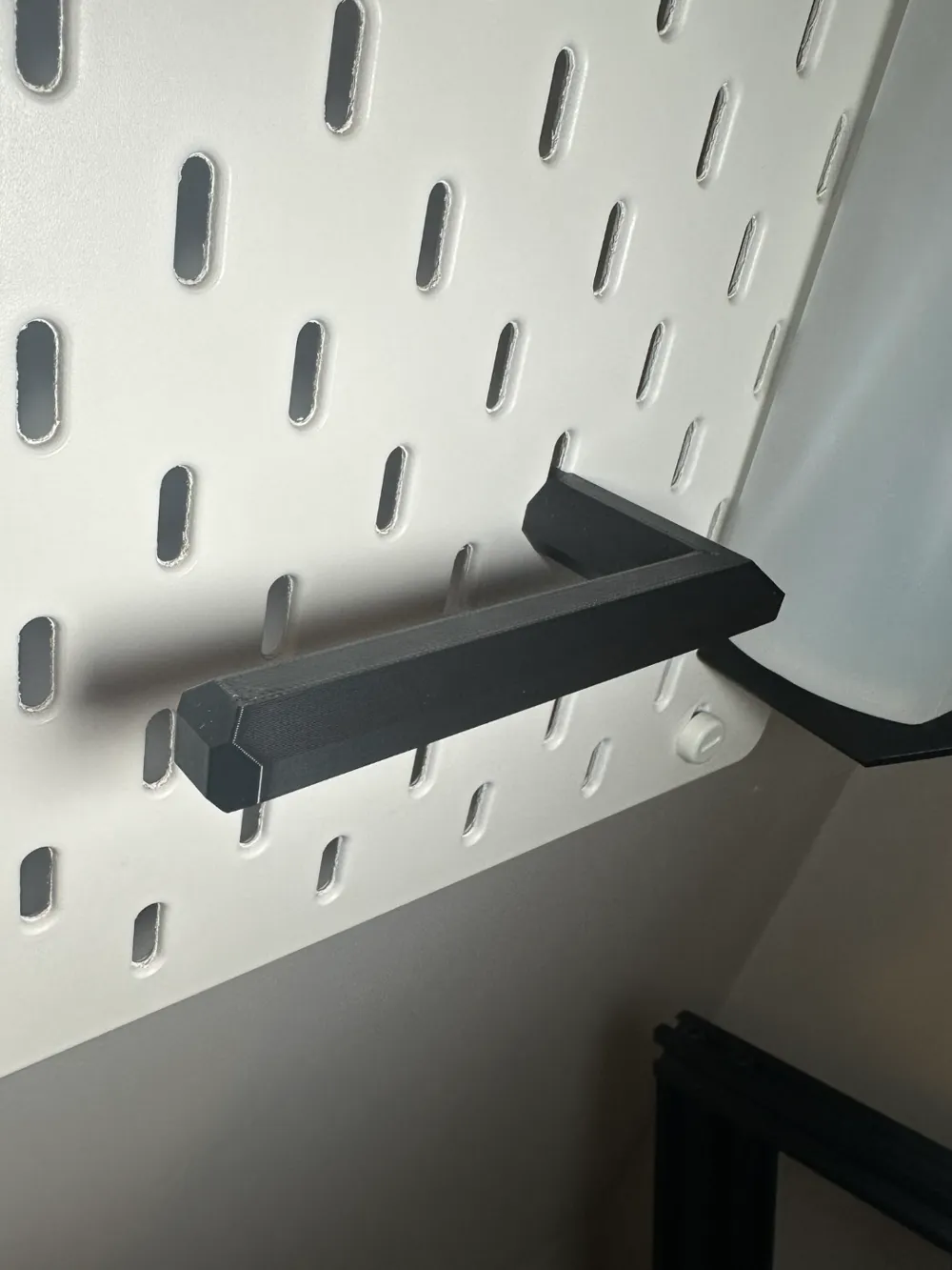 ikea skadis cloth holder by Blue Kiwi - MakerWorld