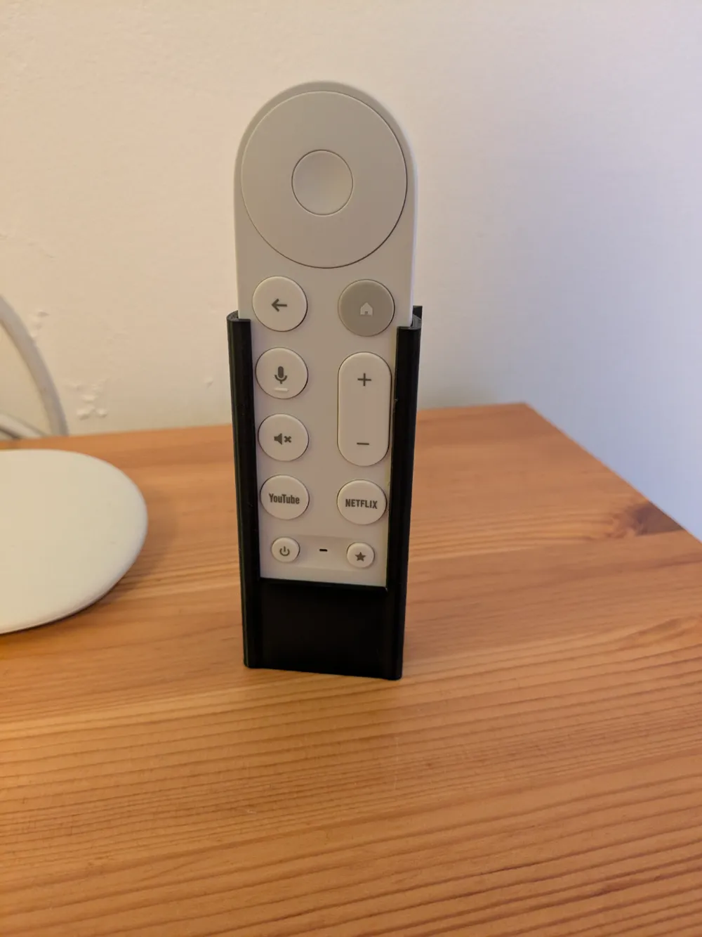 Google TV Streamer Voice Remote Wall Mount by Naxo MakerWorld: Download ...