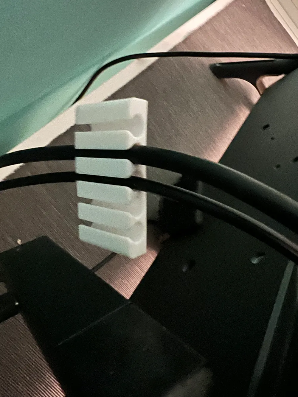 Cable organizer - 5 cables arranged together - up to 8mm diameter. by ...