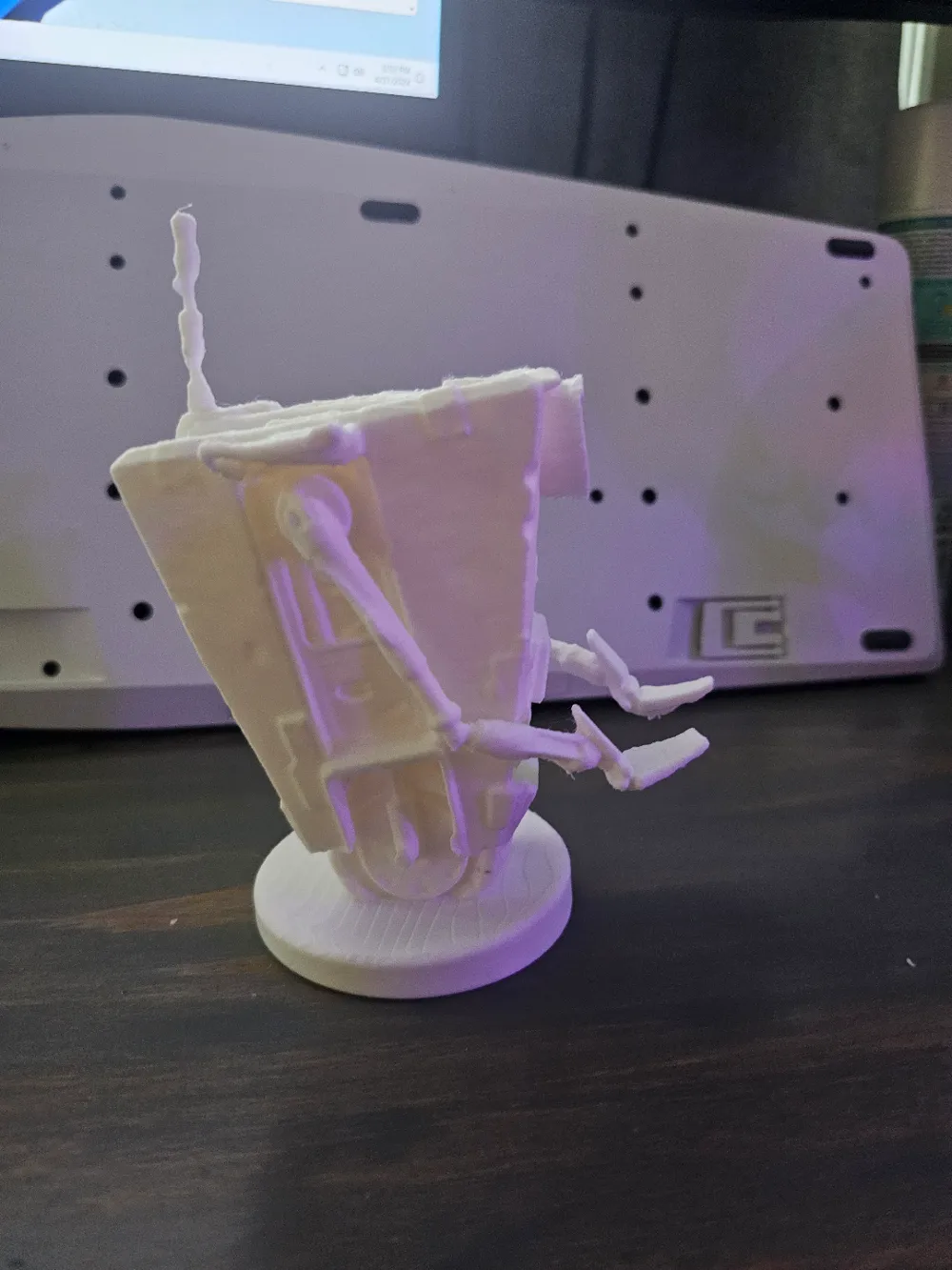 claptrap CL4P-TP by knockout350 - MakerWorld