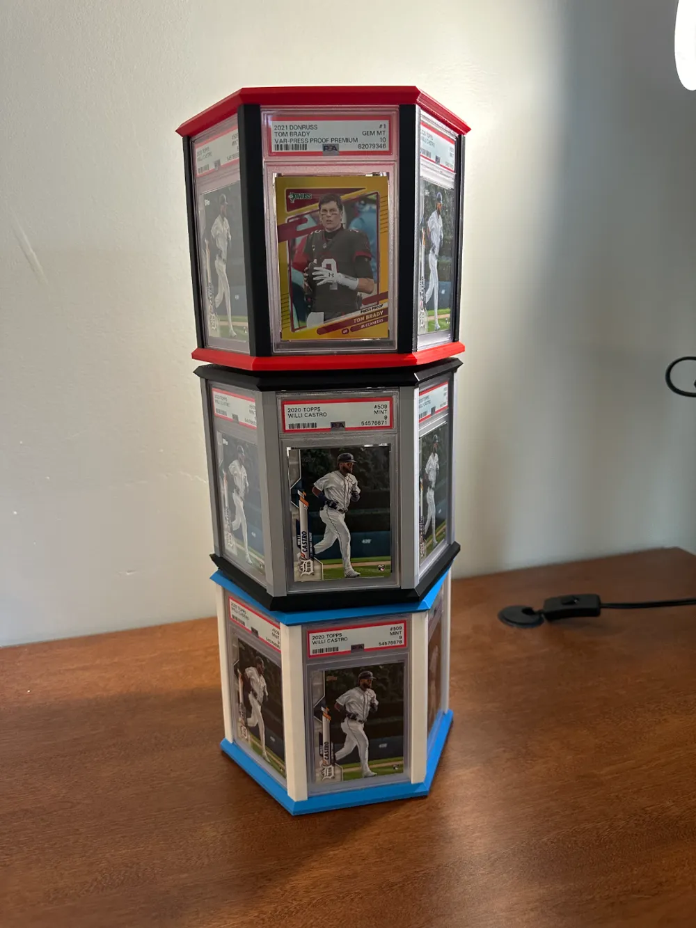 Rotating Card Display by wuboo - MakerWorld