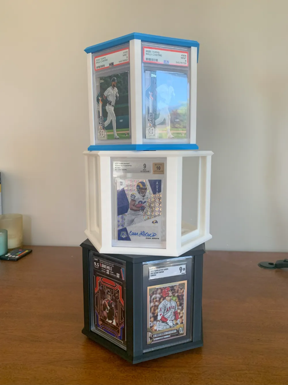 Rotating Card Display by wuboo - MakerWorld