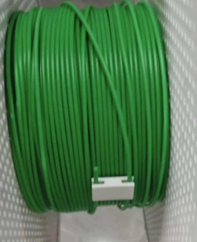 Filament clip universal for all spools uses only 1g of filament no need ...