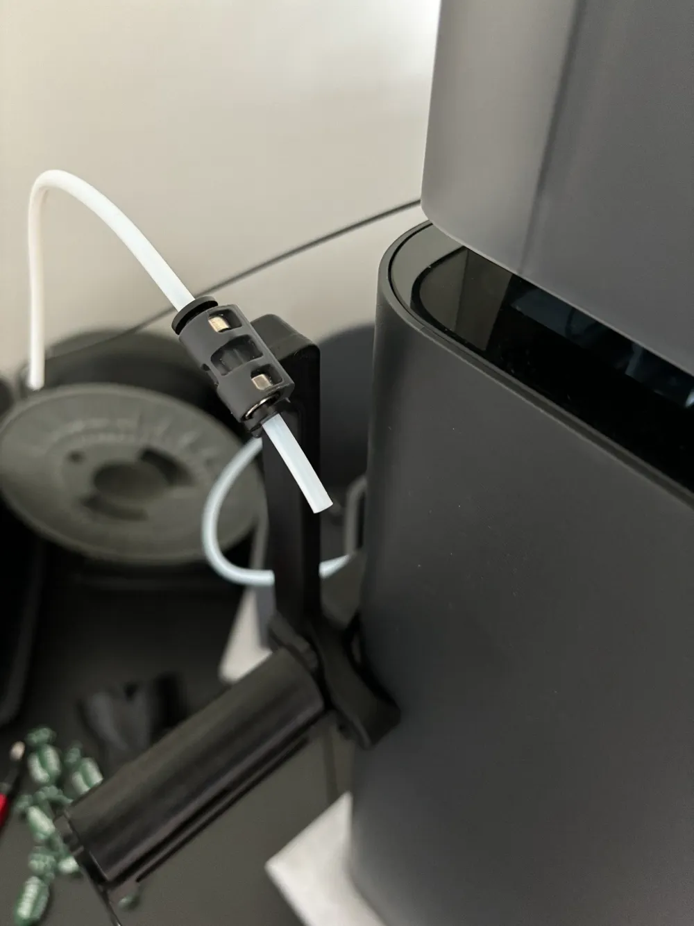 Side Spool Holder for BambuLab P1P / P1S / X1C by Licky Lauda ...