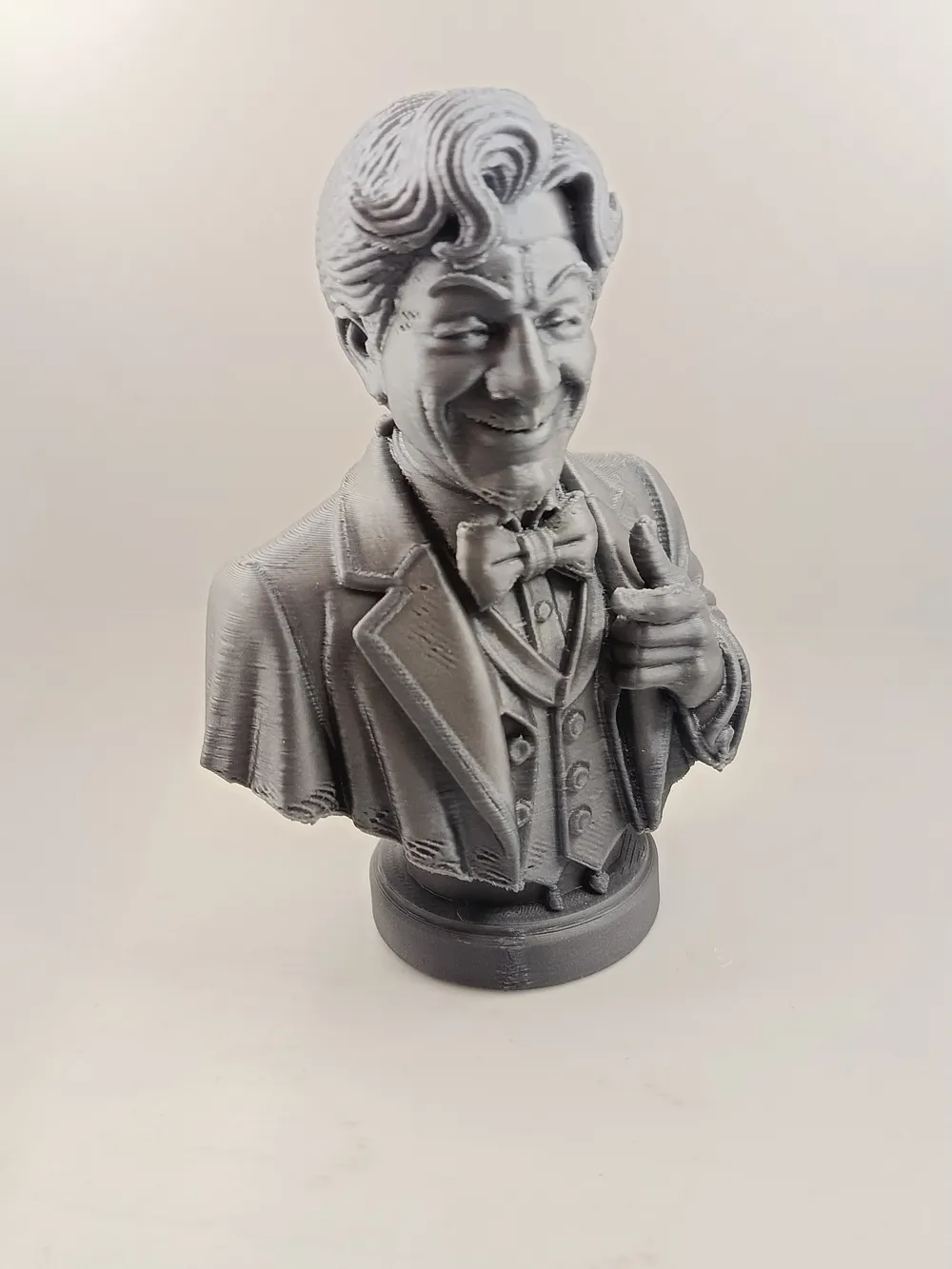Gilderoy Lockhart Bust - Free 3D Print Model - MakerWorld