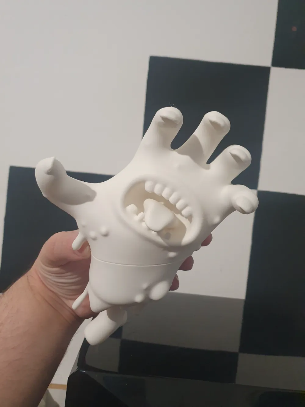 Crazy Zombie Hand by GeorgeG - MakerWorld