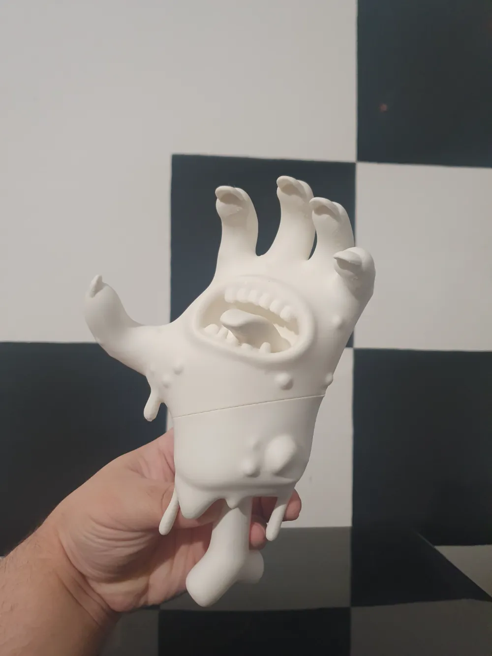 Crazy Zombie Hand by GeorgeG - MakerWorld