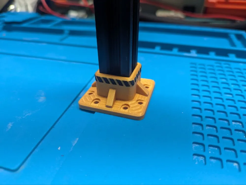 Satisfactory Pillar Base - 2020 Extrusion by OlefinMakes MakerWorld ...