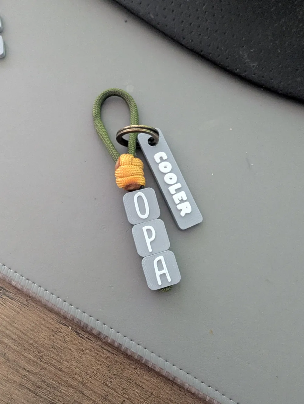 Simple Pendants - Free 3D Print Model - MakerWorld