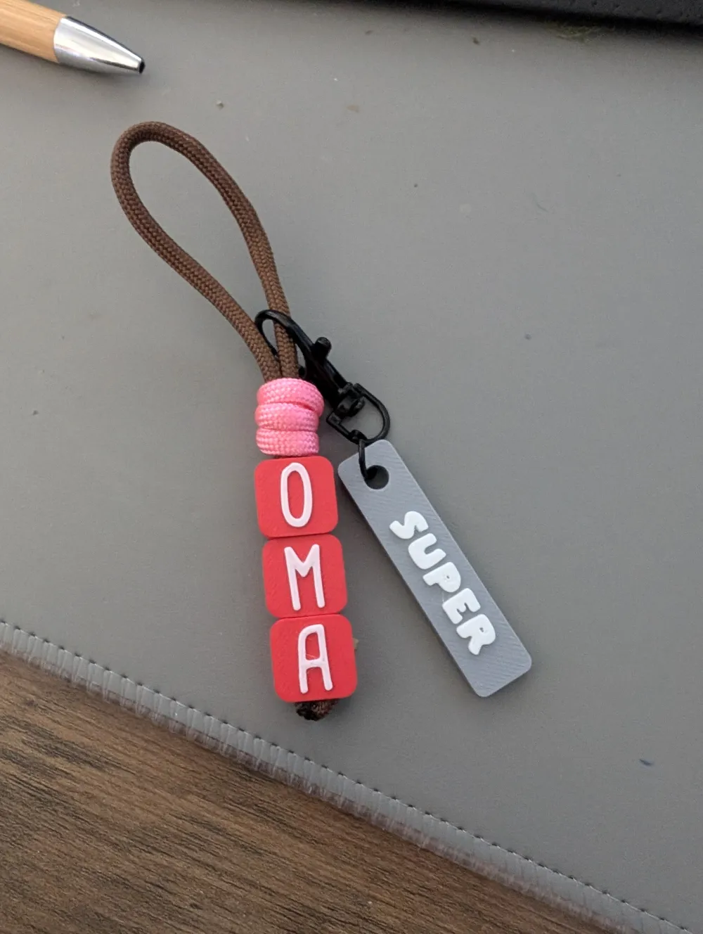 Simple Pendants - Free 3D Print Model - MakerWorld