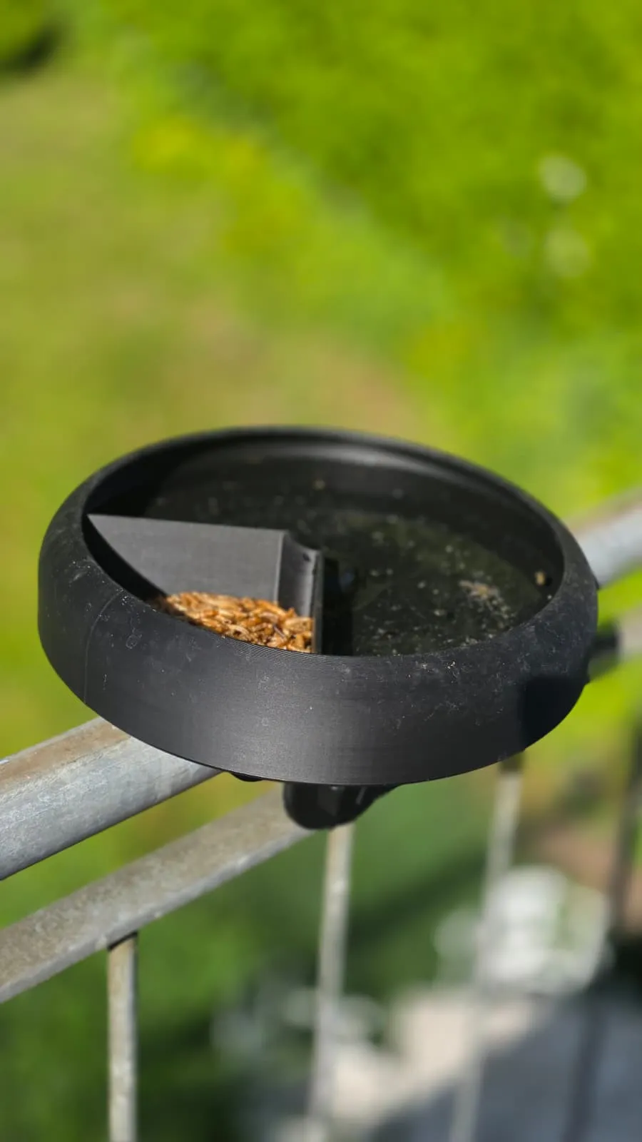 AeroFeeder – Balcony Railing Bird Feeder & Bath - Free 3D Print Model ...