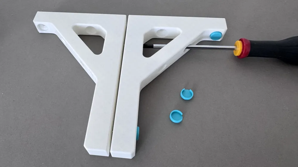 Sturdy Shelf Bracket V2 - With Screw Covers - Free 3D Print Model ...