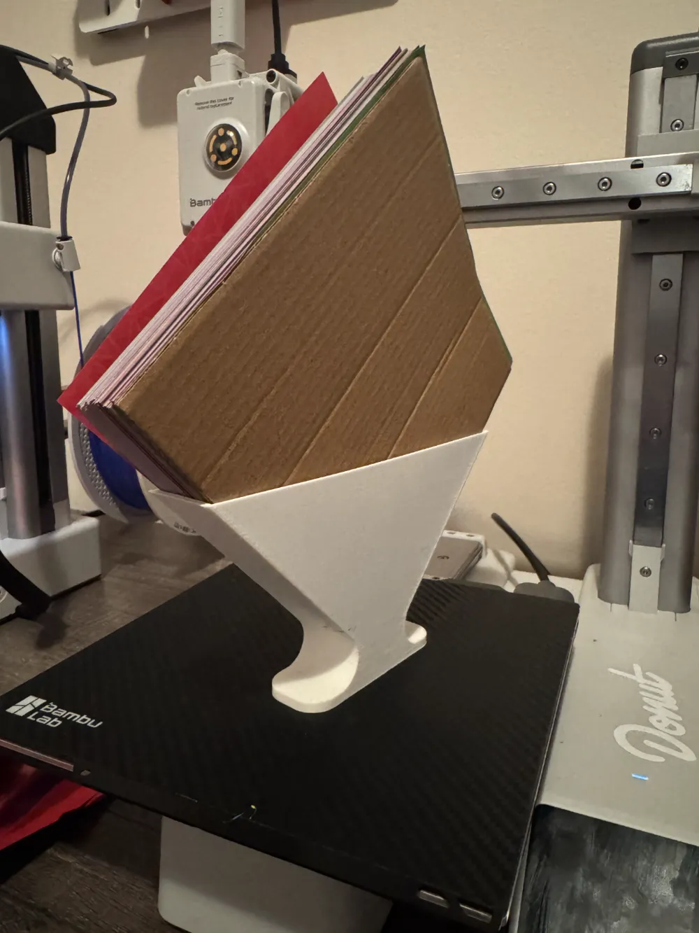 Origami Paper Stand by Z Designs MakerWorld: Download Free 3D Models