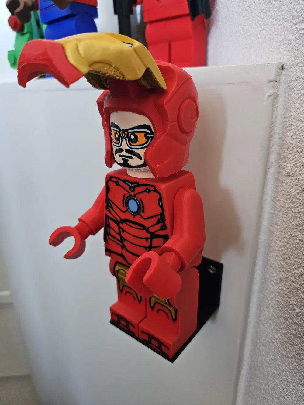 Brickman wallmount for 500% brickman by Bonzo312 - MakerWorld