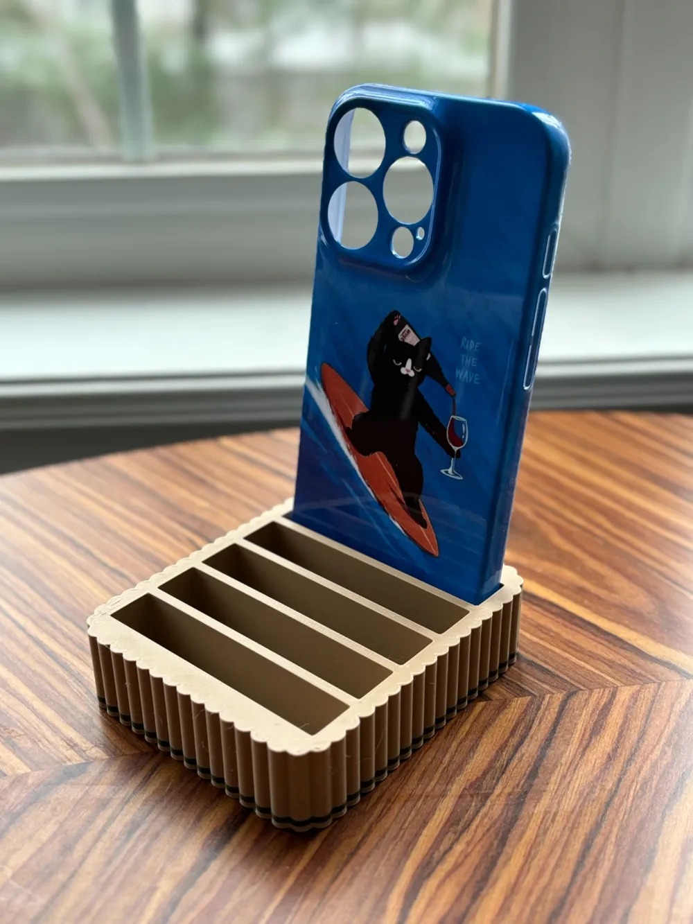 Phone Case Stand Organizer by Z_yoyo_hang - MakerWorld