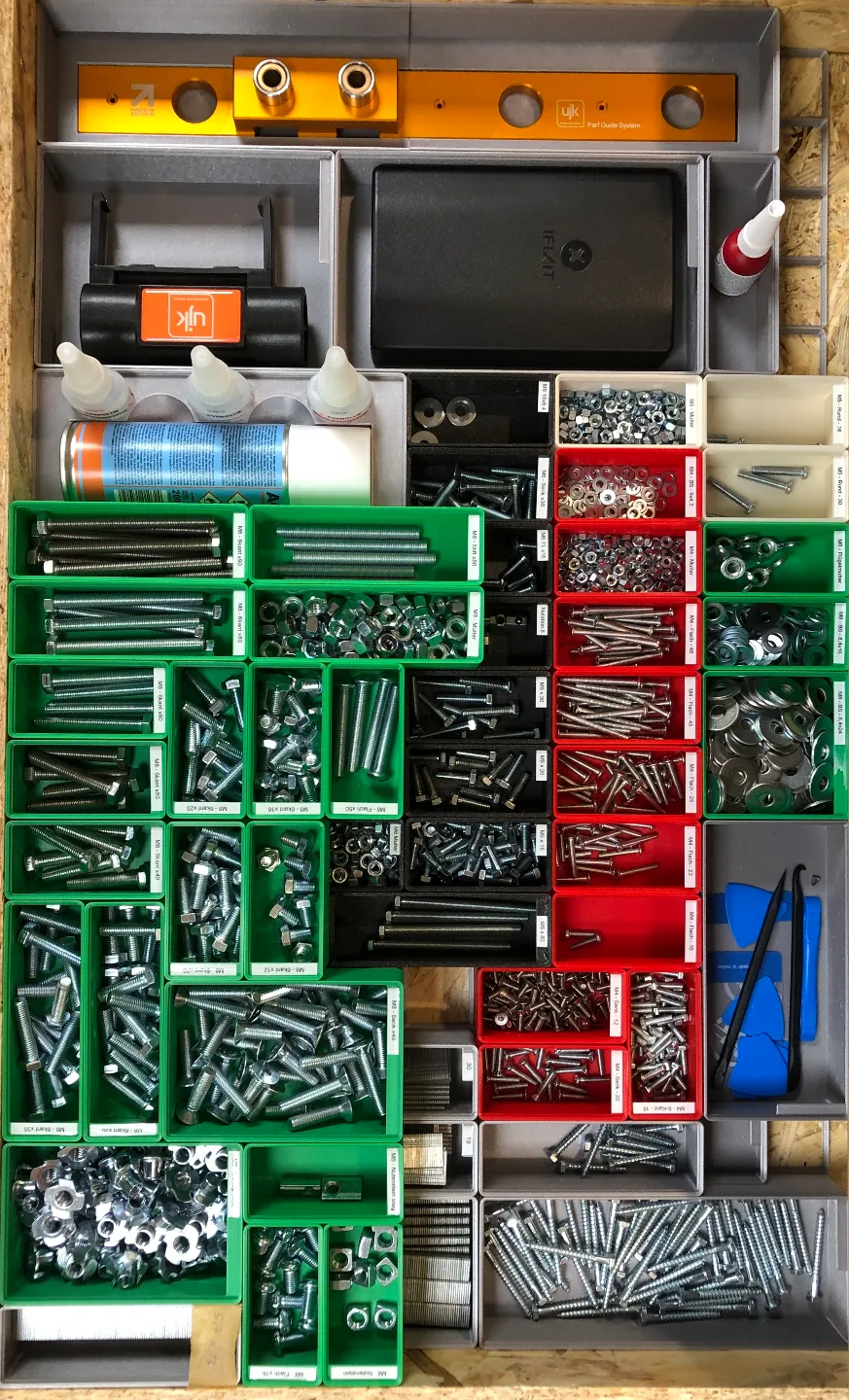 Gridfinity Bins with label (several sizes) Remixed by makerl1969 ...