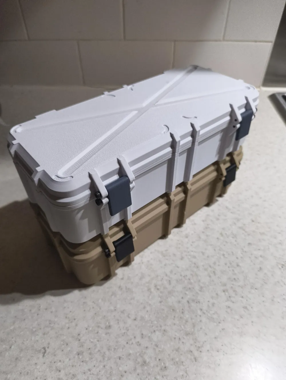 Rugged Hard Shell Case - Free 3D Print Model - MakerWorld