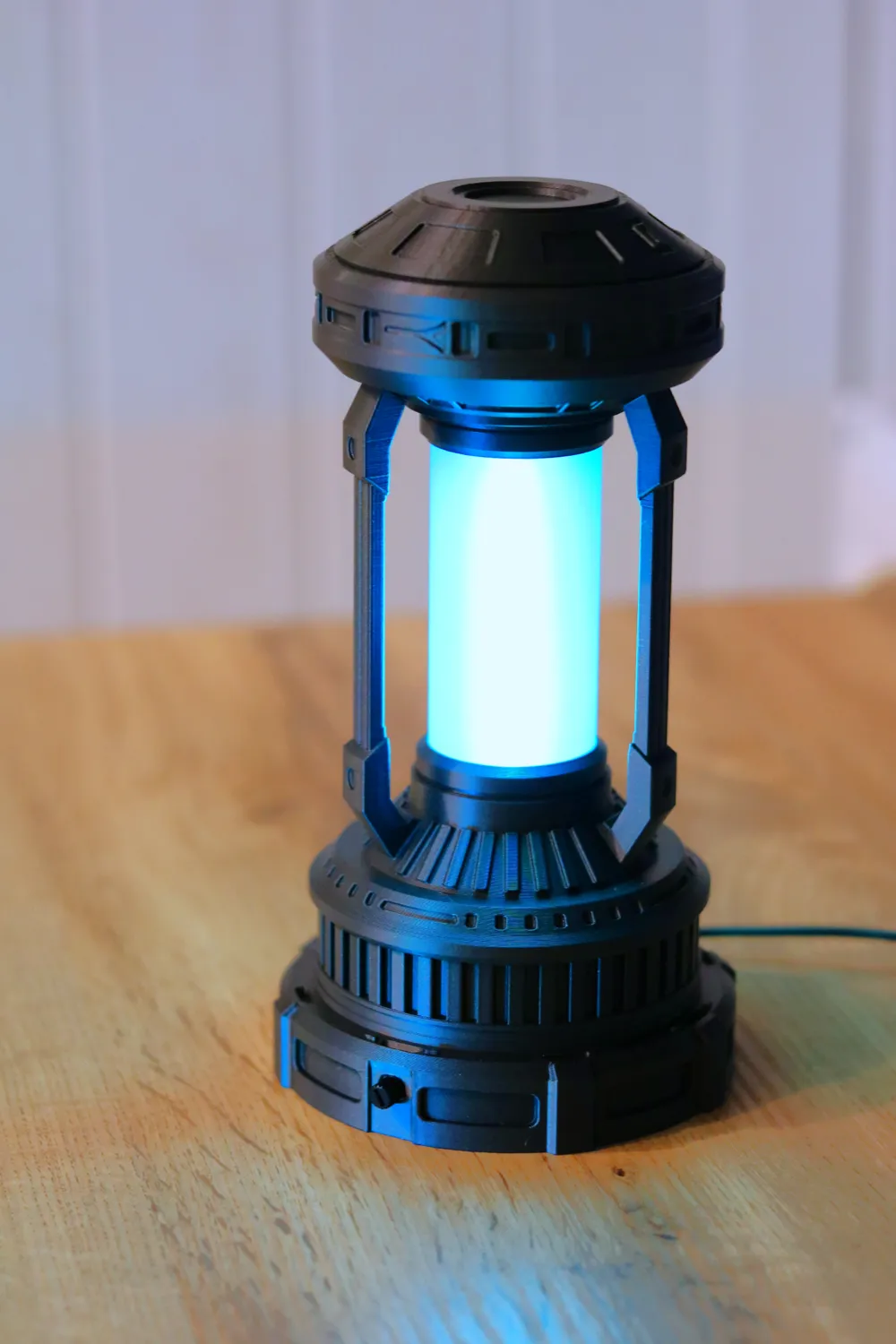 Energy Core Lamp – Futuristic Sci-Fi LED Light - Free 3D Print Model ...