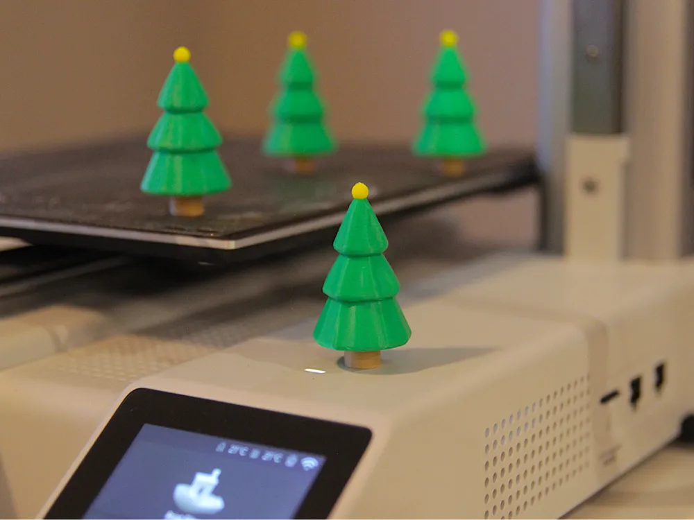 Mini Christmas Tree by Little Mac Designs - MakerWorld