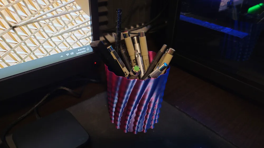 Glitch, Cubic, Bubbles, & Contours - Iterative Parametric Pencil Cups ...