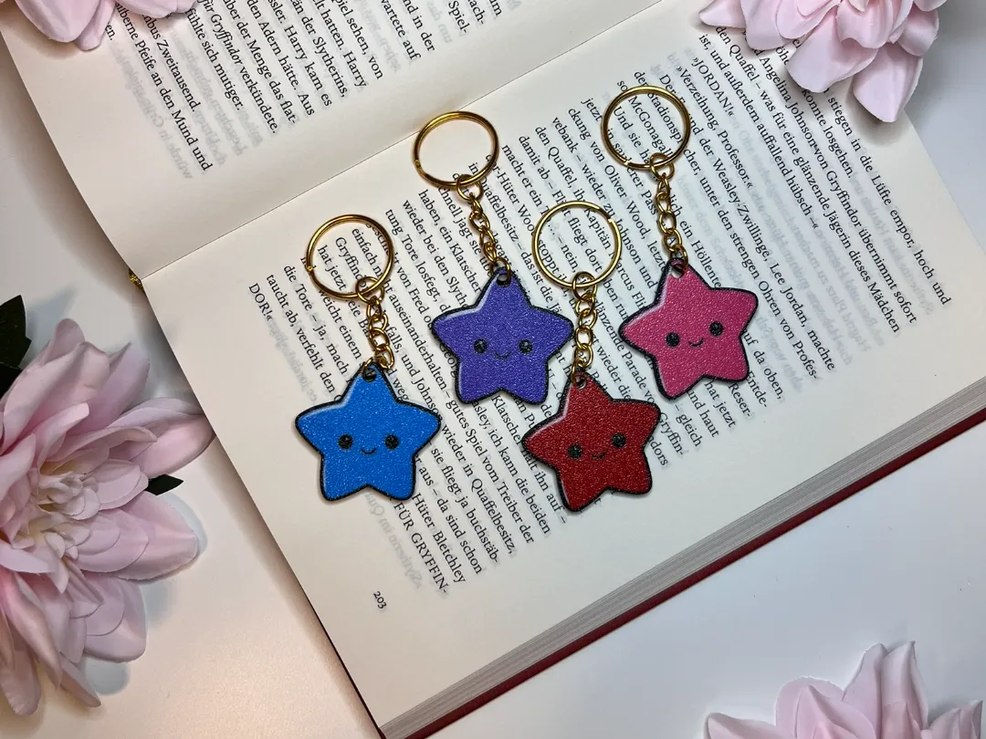 Star-shaped keychain by Matten MakerWorld: Download Free 3D Models
