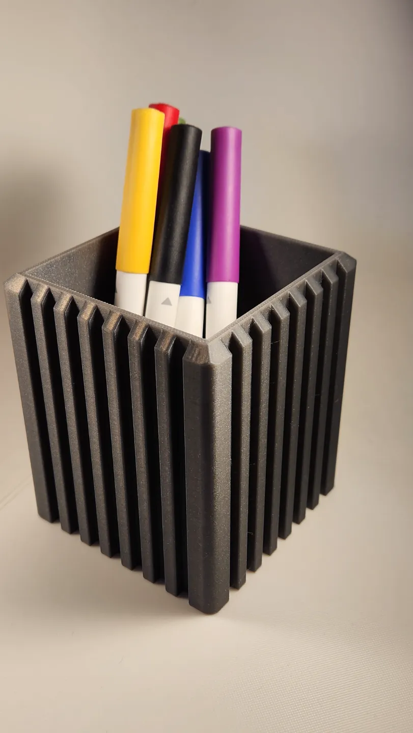 Modern Pen Holder by GreedEagle - MakerWorld