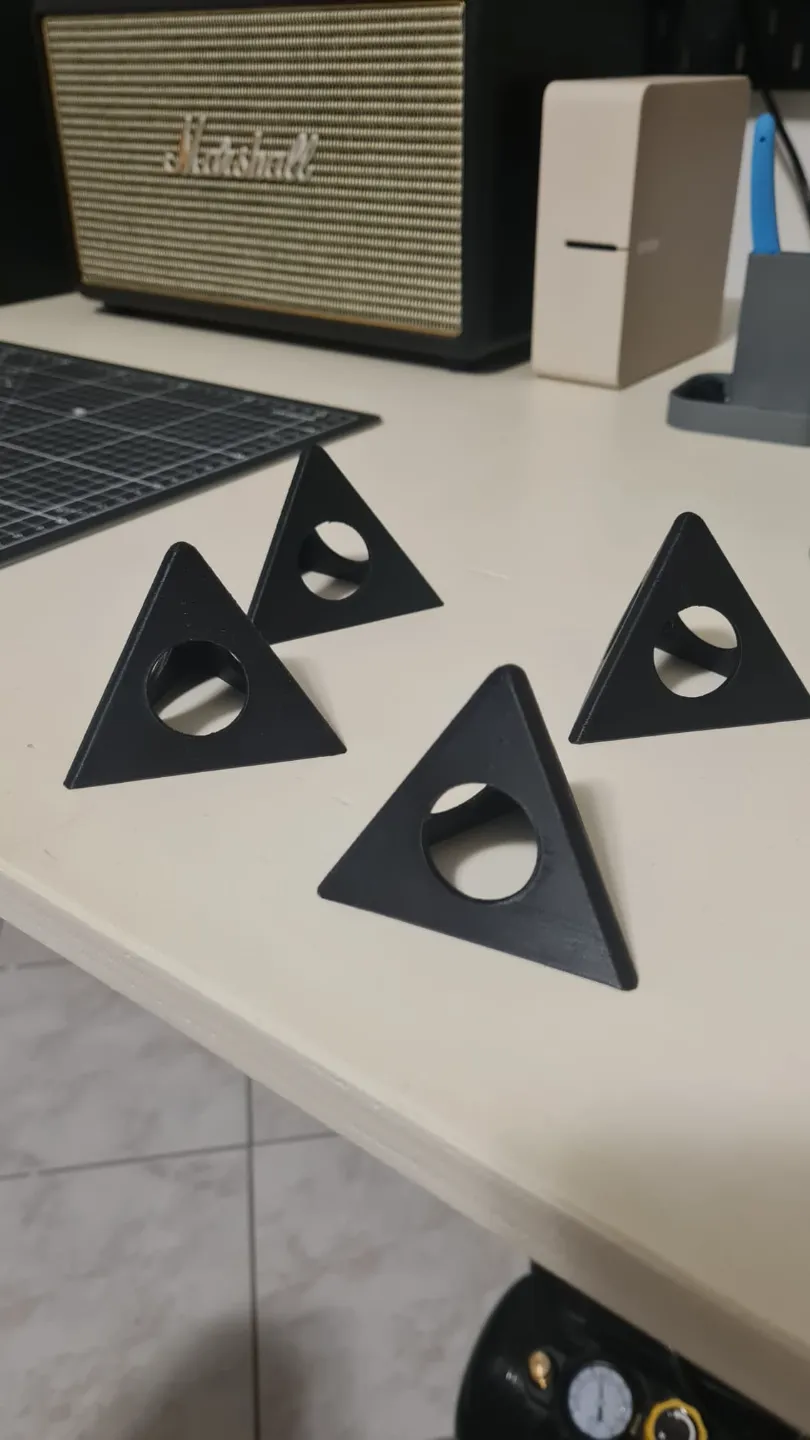 Paint Pyramid (with round corner) by Luca Trivellin - MakerWorld