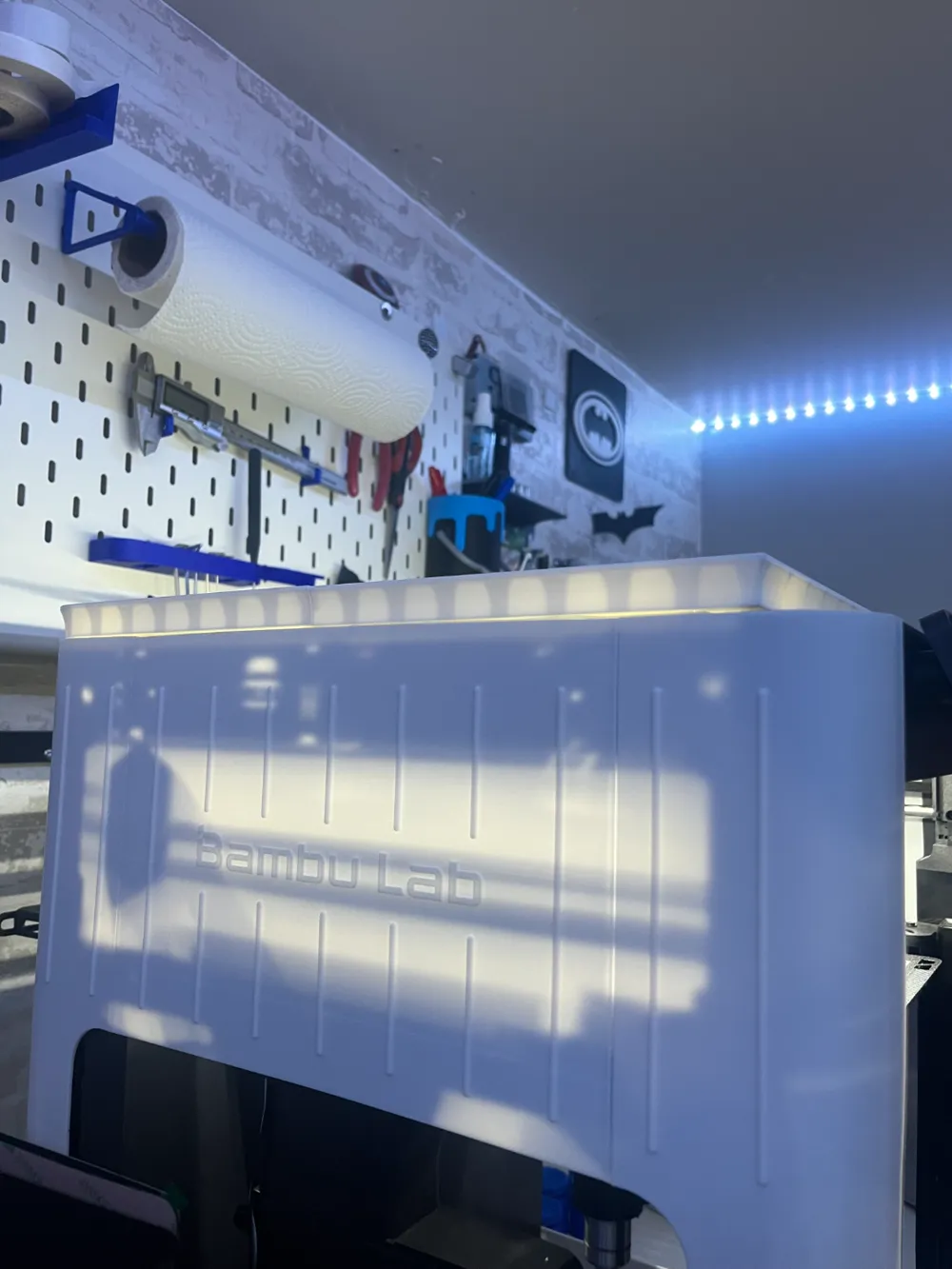 P1P-P1S-X1C-Led-Raiser--Xtouch-screen-mod by Tommy Gun - MakerWorld