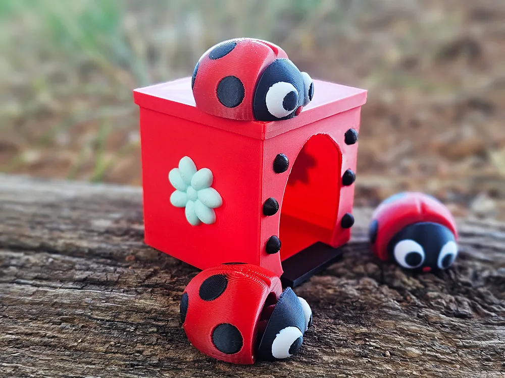 Cute Flexi Ladybug and House by DoodledDigital MakerWorld: Download ...