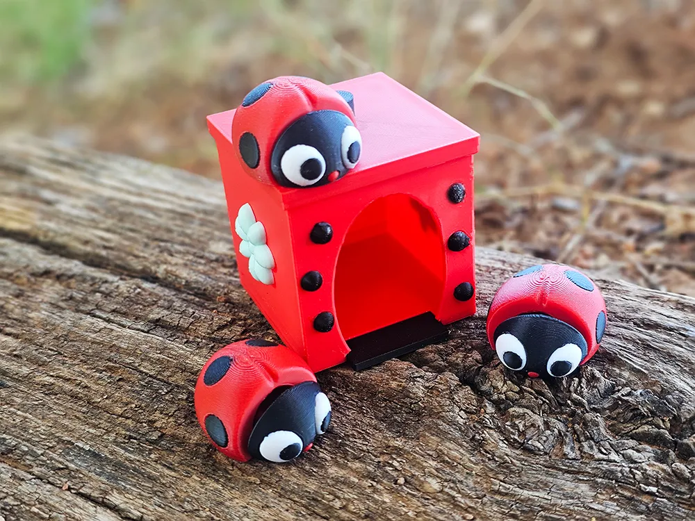 Cute Flexi Ladybug and House by DoodledDigital MakerWorld: Download ...