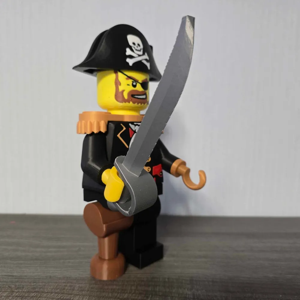 Big Brick * Captain Brickbeard * Pirates * 500% by cBoLsmUiEc - MakerWorld