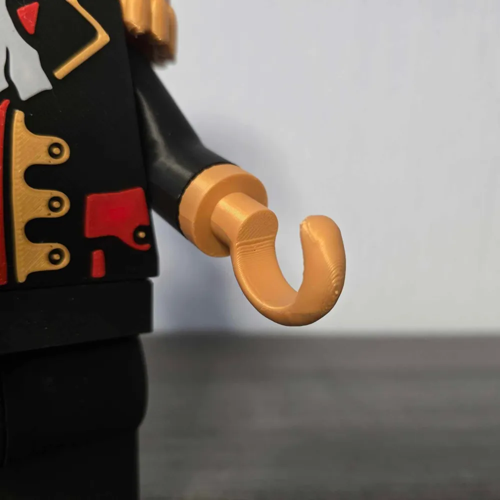 Big Brick * Captain Brickbeard * Pirates * 500% by cBoLsmUiEc - MakerWorld