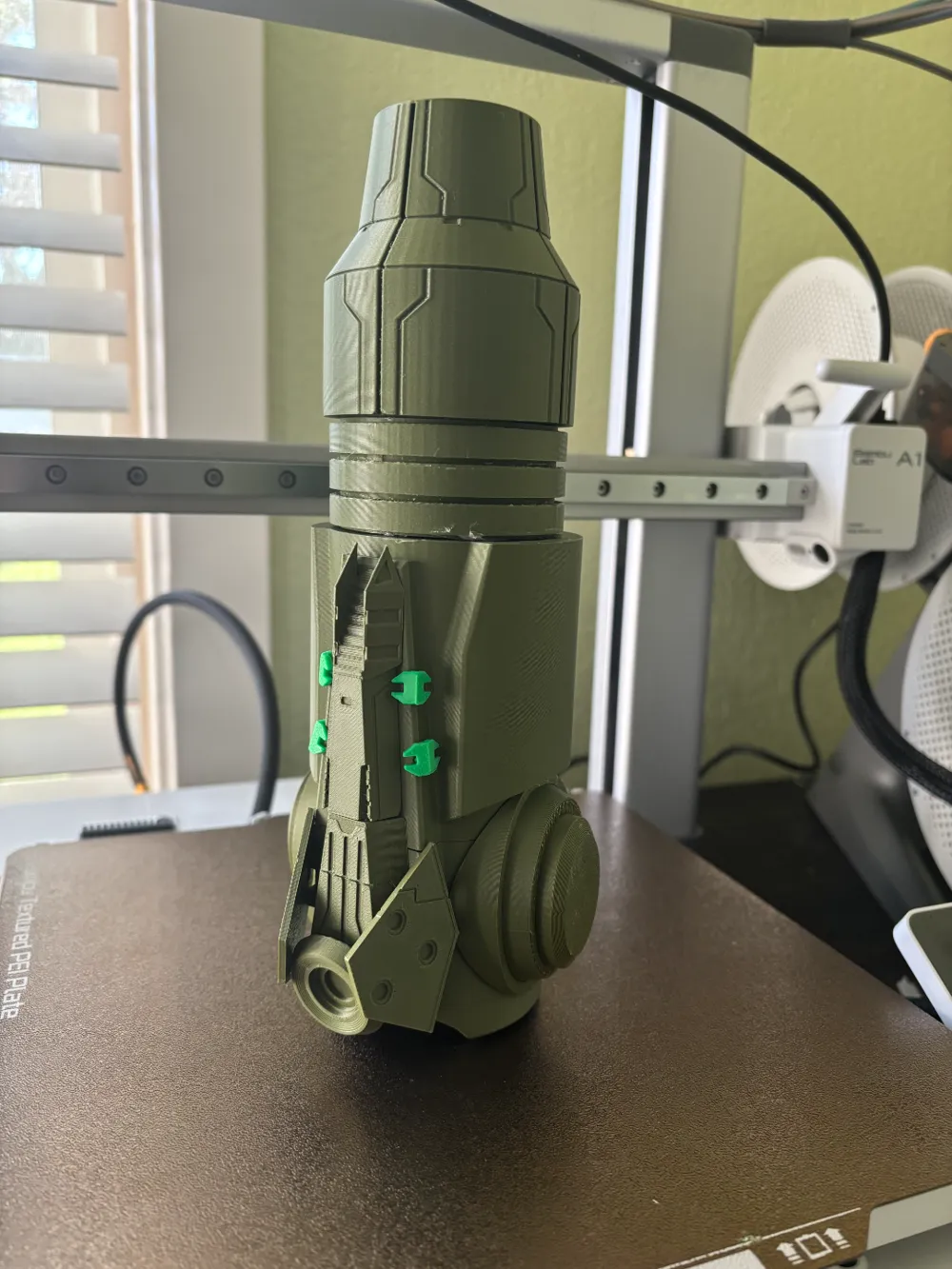 Wearable Metroid Samus arm cannon by chitlens gaminos - MakerWorld