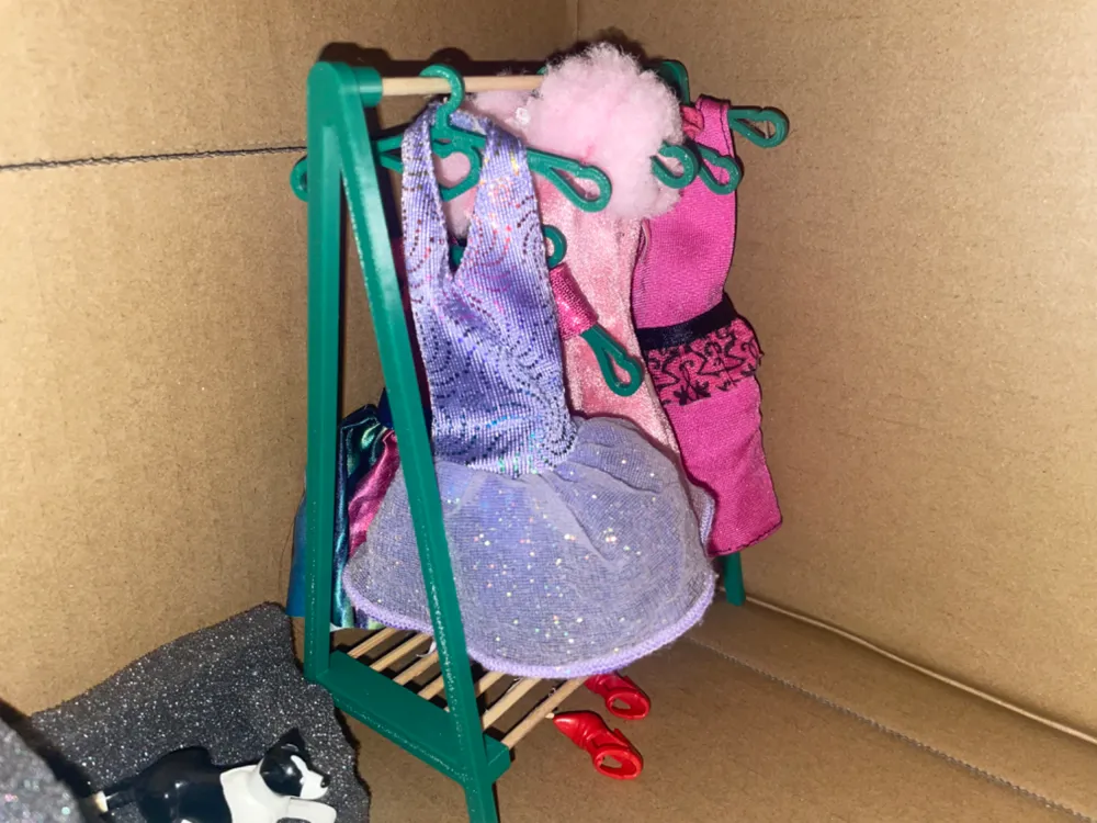 Barbie dollhause clothes rack. A1 mini size. by JustAnotherGuy - MakerWorld