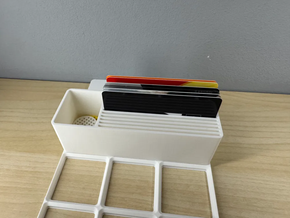 Gridfinity Card Holder by Lukas MakerWorld: Download Free 3D Models