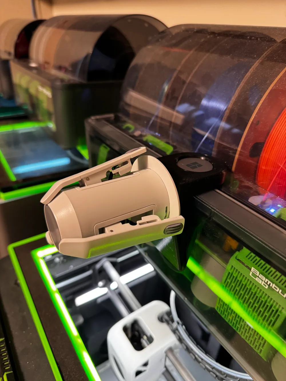 P1/X1 top mount spool holder by madizmo MakerWorld: Download Free 3D Models