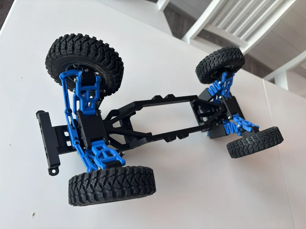 Articulated 1:10 Chassis - Free 3D Print Model - MakerWorld