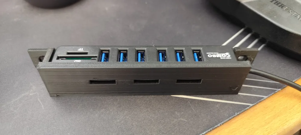 Parametrischer Untertisch-USB-Hub-Halter – Kostenloses 3D-Druckmodell ...