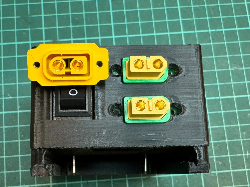 Connector XT60E-F / XT60E-M - XT60 female / male by Cerwajz - MakerWorld