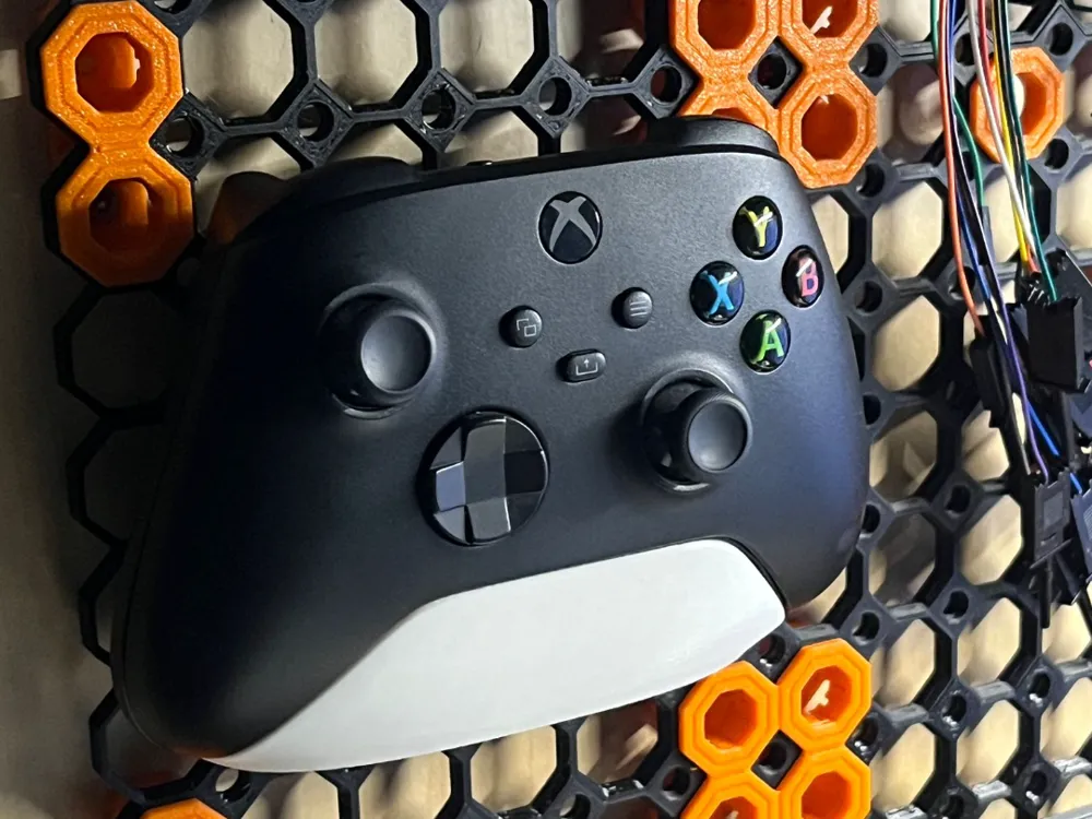 Xbox Controller Stand for Multiboard Remixed by Knochi MakerWorld ...