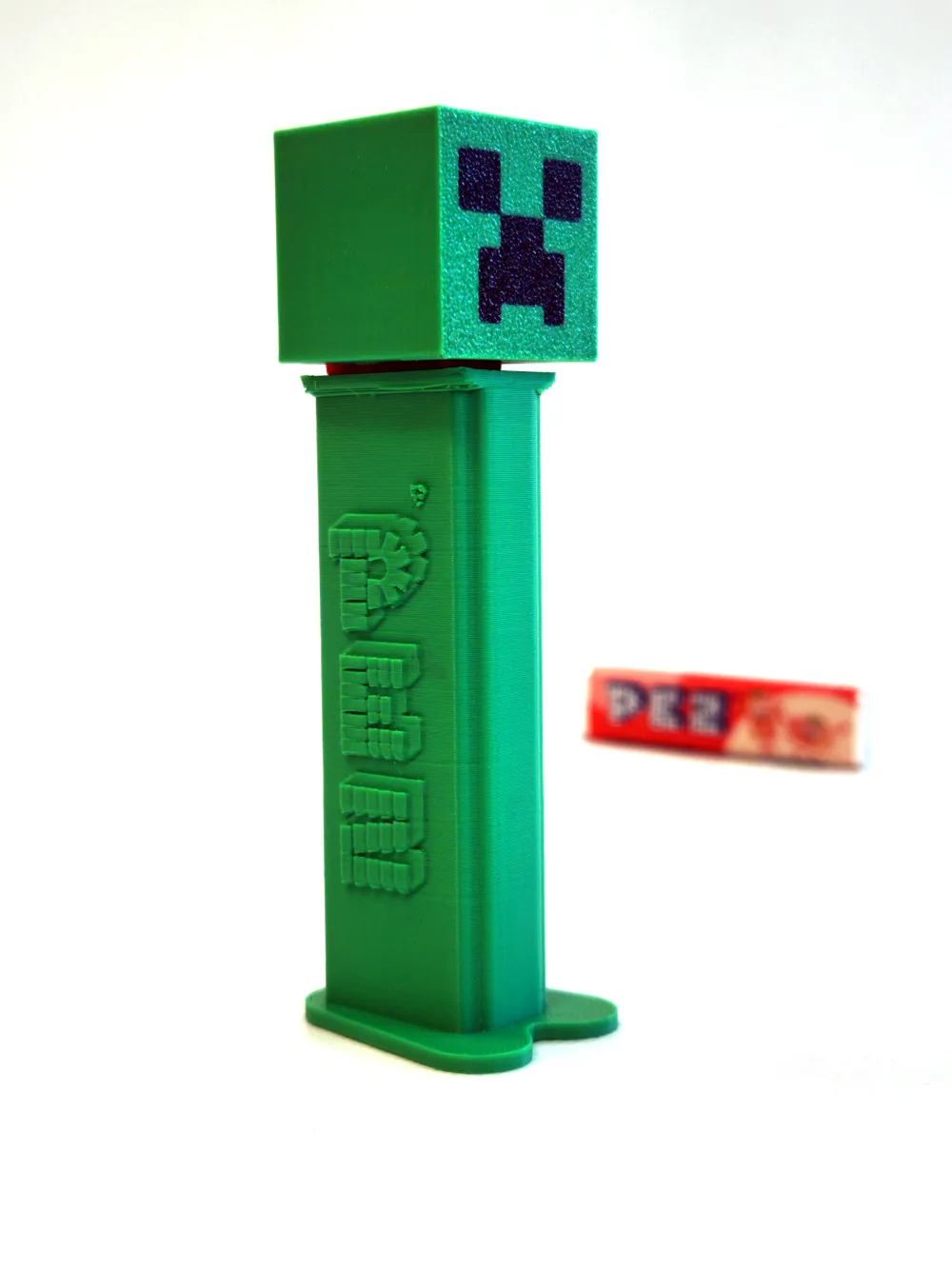 PEZ Minecraft Candy Dispenser – 3D Printable by Aleksandr MakerWorld ...