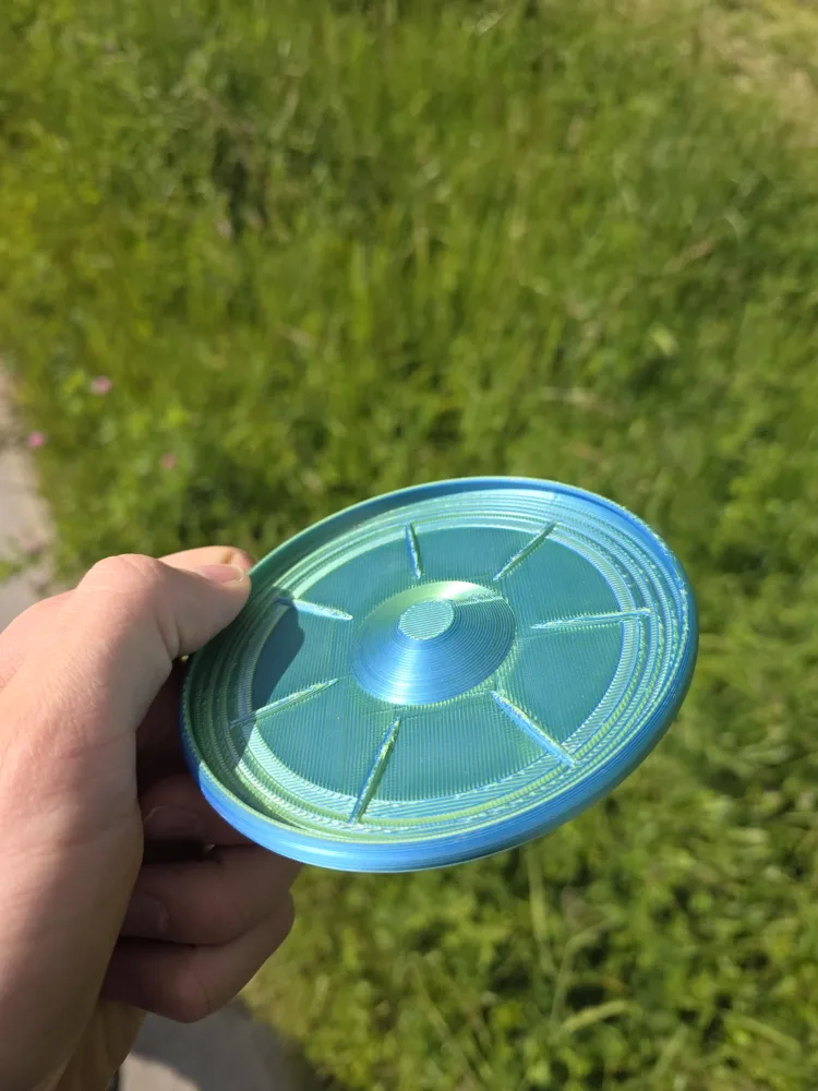 Water Frisbee – Flies & Splashes! by Niski MakerWorld: Download Free 3D ...