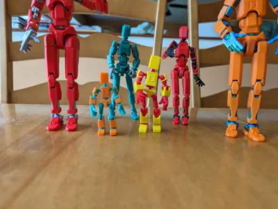 MINI Mini 13 Action Figure 75% Original - Free 3D Print Model - MakerWorld